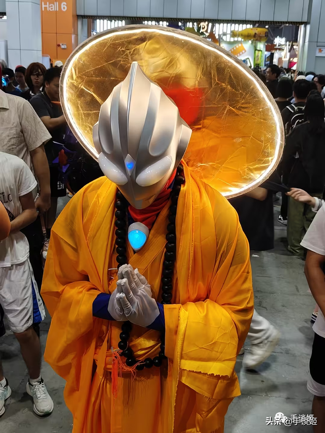 太怪啦！广州漫展居然有人COS日本生可乐|日本|漫展|Coser