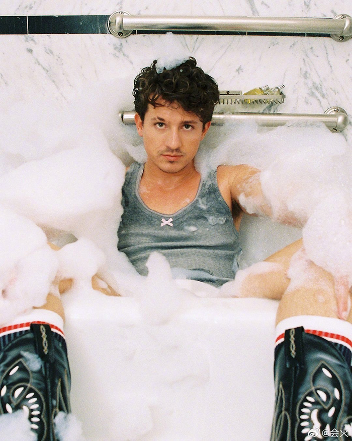 OMG 断眉Charlie Puth上海演唱会获批，10月13日-10月14日！|Charlie Puth_新浪新闻