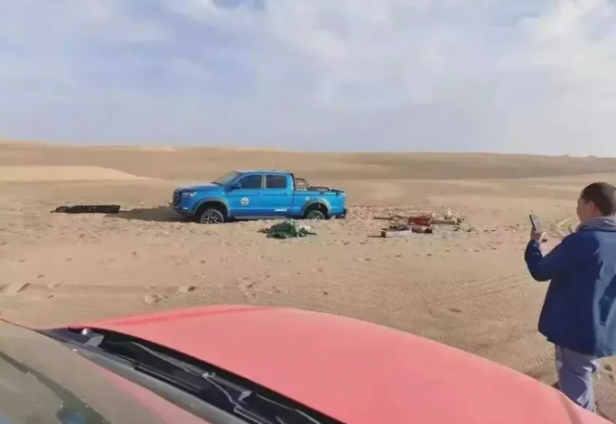 私闯“禁地”，4人死亡！温度超70度，尸体碳化：没有敬畏心的人，有多可怕？|尸体_新浪新闻