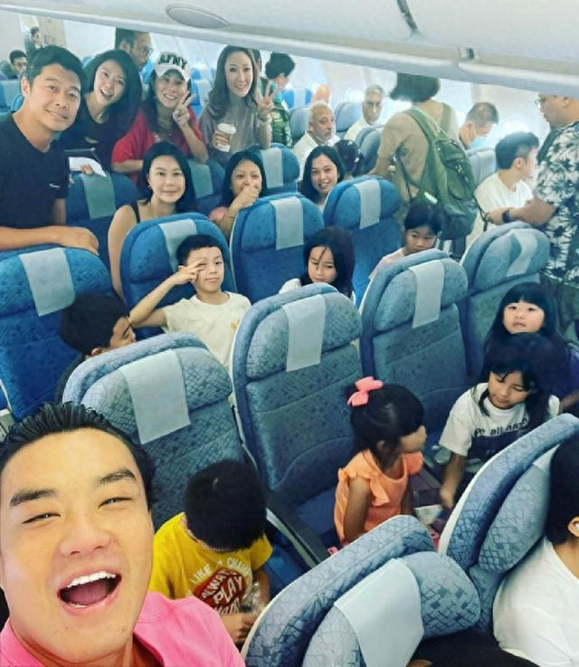 香港知名女星公开承认整容，为稳固豪门地位，花重金打排卵针怀孕|吴忻熹|整容|豪门_新浪新闻