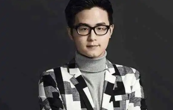 盘点LPL解说学历！没有最高只有更高！|lpl|管泽元|Miss|王多多|米勒_新浪新闻