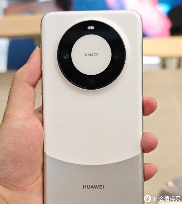 华为Mate 60 Pro首批评测出炉，多项性能评价惊人，好评率高达99%！|华为mate|数码科技|华为_新浪新闻