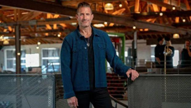 从10亿美元到18美分：一位CEO，如何毁掉一家电竞俱乐部？