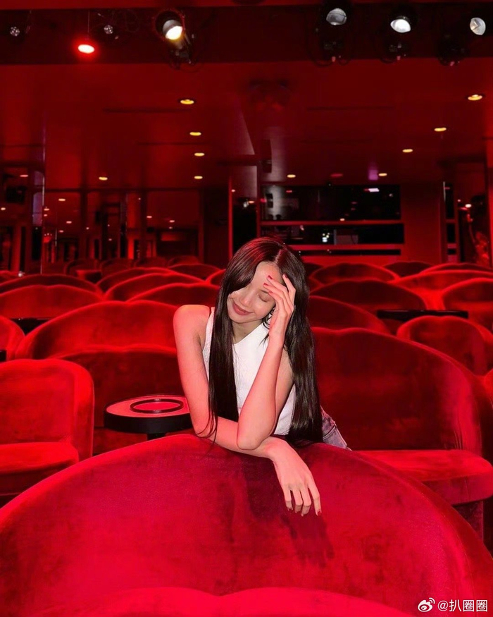 Lisa疯马秀内场照……|舞台|配文_新浪新闻