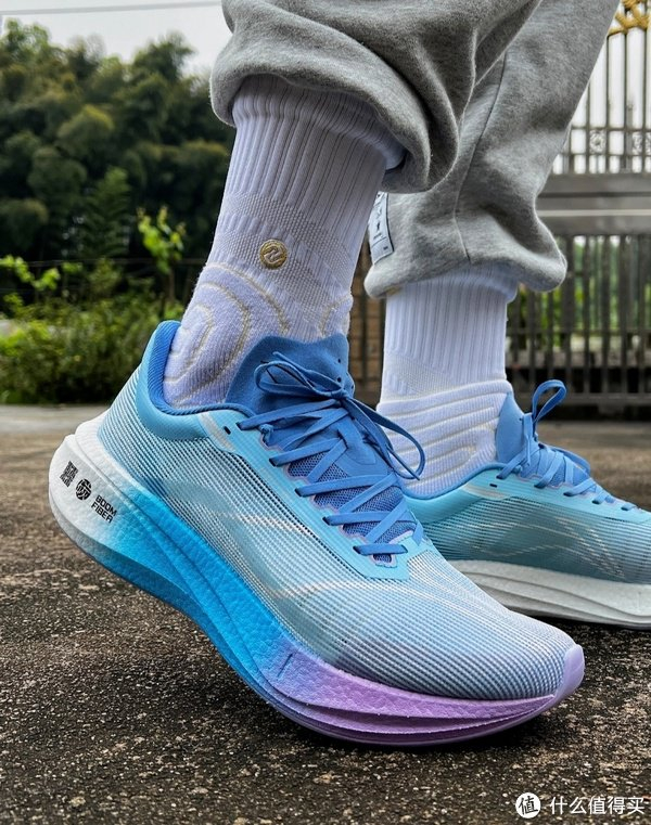 跑鞋分享之李宁飞电3challenger|跑鞋|李宁_新浪新闻