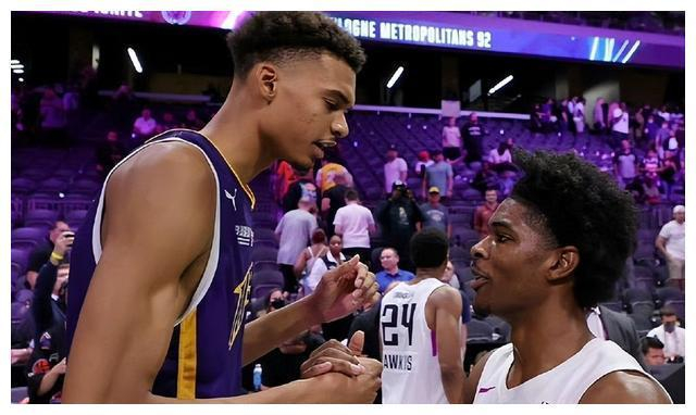 文班亚马21分12板2断3帽绝平，马刺加时逆转火箭！|班亚|马刺队|火箭队