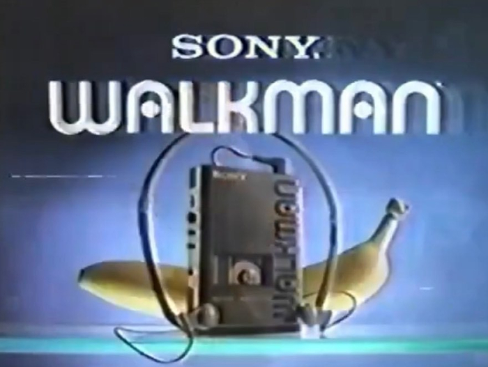 1988年，Sony推出了Walkman WM-501 随即推出了一个广告……_新浪新闻