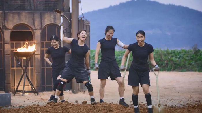 谁懂？我是靠运动才重启了2023！|海妖的呼唤|身体|雅婷_新浪新闻