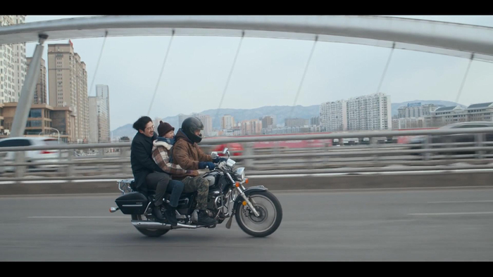 看到这个tag 当讲不讲……|燃冬|海报|电影名_新浪新闻