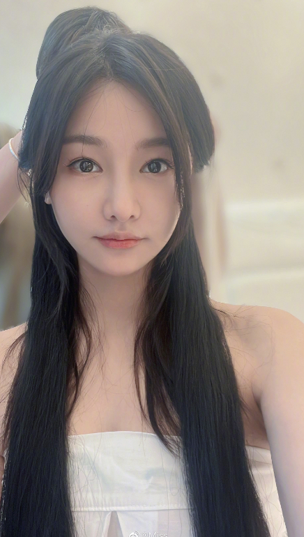 JDG官宣签约新上单：刚满18周岁！无敌牛X！|jdg|赛季_新浪新闻