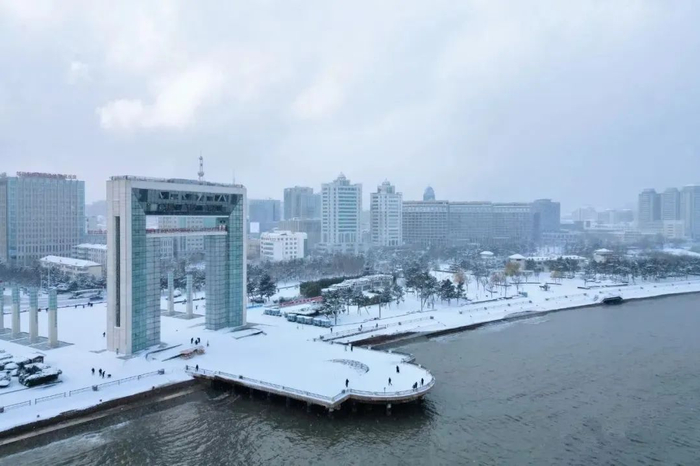 “雪窝”威海火了，全国各地游客来威海看雪景|威海市|山东省|大雪|工作|文登_新浪新闻