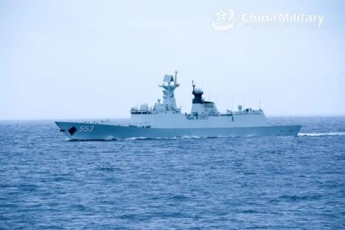 服役主力舰不到6万吨，解放军2024年憋了大招？细看有两个好消息|054A型|解放军海军|解放军_新浪新闻