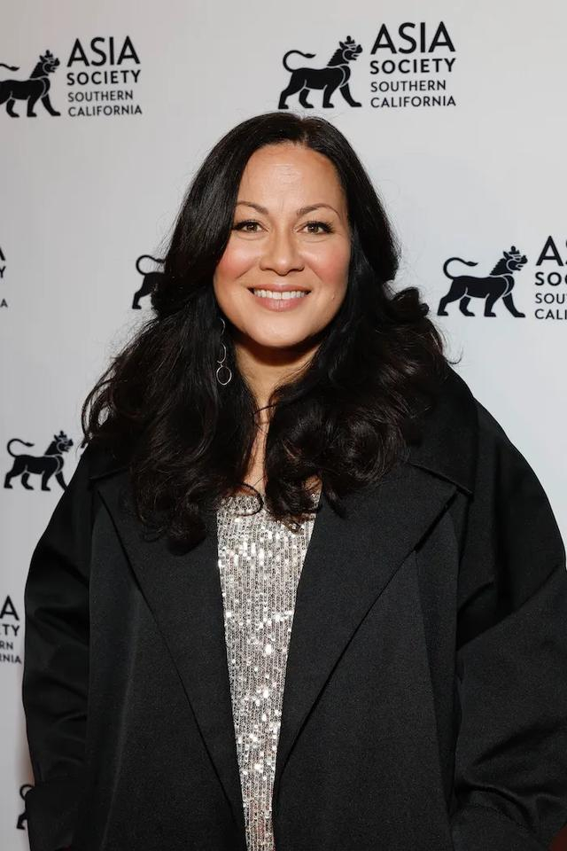 第14届亚美文娱产业峰会举办，《怒呛人生》等亚裔导演受表彰|好莱坞|怒呛人生|山崎贵_新浪新闻