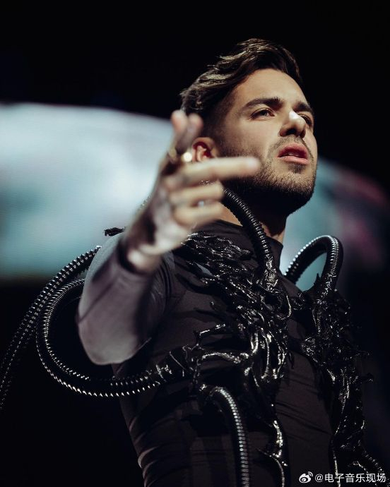 anyma出席韩国宝格丽活动现场图集及视频来了，国内首演就在五月！|韩国_新浪新闻