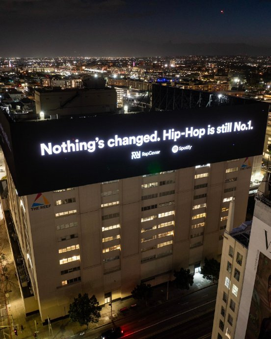 Spotify在纽约的广告牌变成了： Nothing’s changed. Hip-Hop is still No