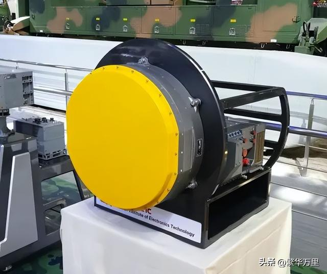 300多架歼10AG战机，全面升级，对比四代半，到底如何？|战机|歼10|解放军_新浪新闻