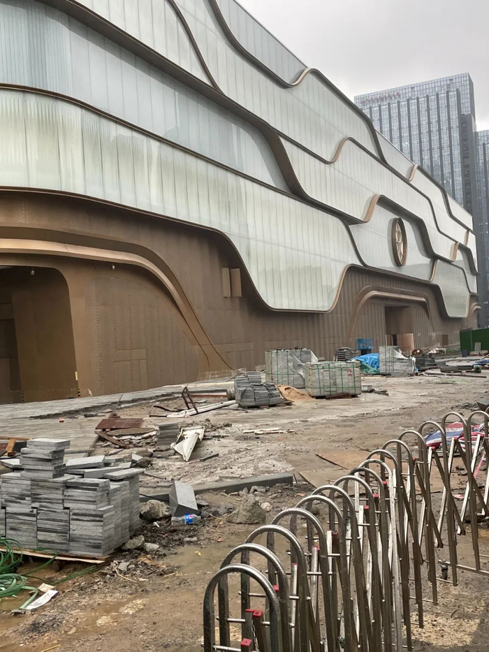 LV、GUCCI、PRADA...超40张图，速览武汉SKP最新现场|武汉市|PRADA|GUCCI_新浪新闻