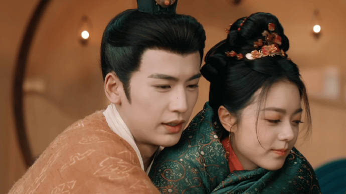 人还挺不看好张凌赫和赵今麦的《度华年》的…|度华年|赵今麦|张凌赫_新浪新闻