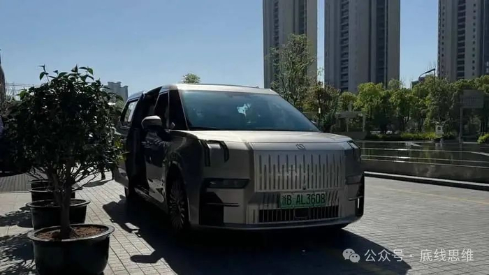 美国记者：我到中国试驾了十几辆电动汽车，真为西方车企捏把汗