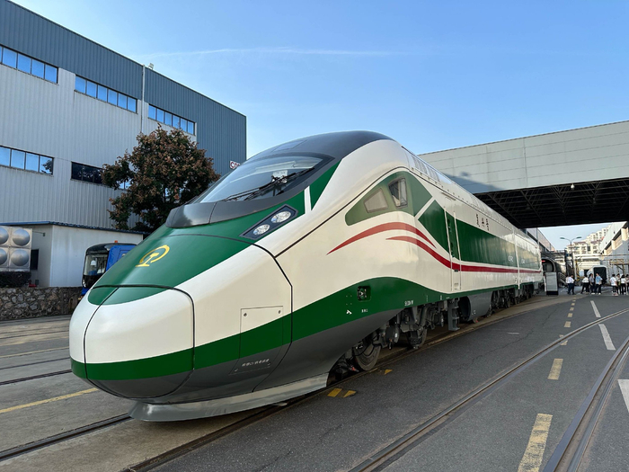 国铁再招标45亿元装备订单 普速列车、货运机车需求减少