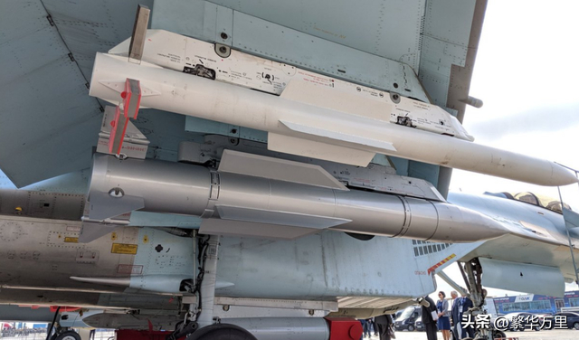 对标美国和俄罗斯，新一代的霹雳17远距弹，到底有多强悍？|霹雳|战机|射程_新浪新闻