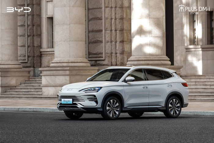 DM 5.0 首款 SUV 车型：比亚迪 2025 款宋 PLUS DM-i 官图发布|SUV|宋 PLUS|比亚迪_新浪新闻