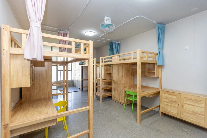 差距好大！福建本科/专科宿舍环境曝光，这几所堪比星级酒店！|宿舍|人间|热水器|六人间|空调_新浪新闻