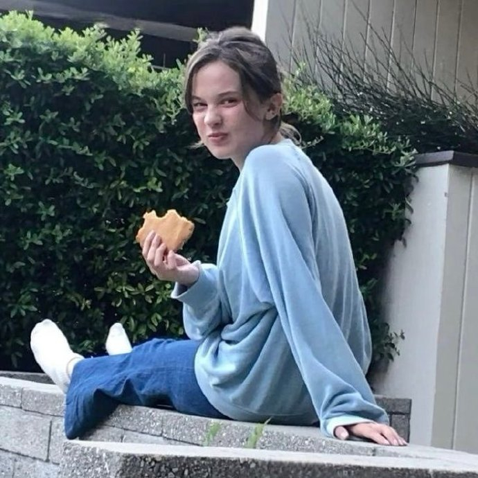 《异形：夺命舰》女主 —— Cailee Spaeny 是真的很漂亮|异形：夺命舰_新浪新闻