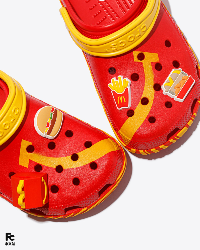 Crocs x 麦当劳梦幻联动！新鞋终于能买了！__财经头条__新浪财经