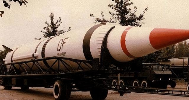 不装了摊牌了！我国向太平洋发射东风31AG，还有2种洲际弹更强大|洲际导弹|东风|射程_新浪新闻