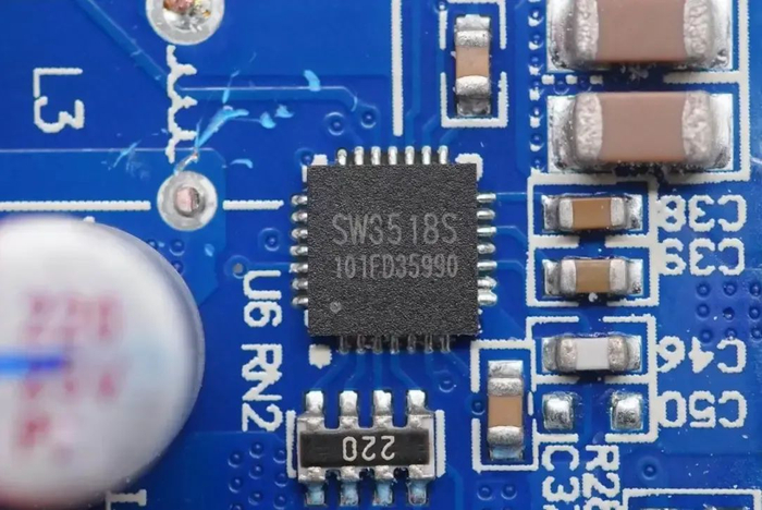 40款安克快充拆解，内置协议芯片深度解析|充电器|新产品发布|英飞凌|USB|PD快充_新浪新闻