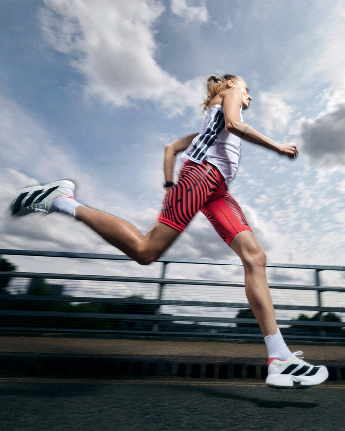 历时三年研发！adidas「最新超级跑鞋」亮相柏林马拉松！