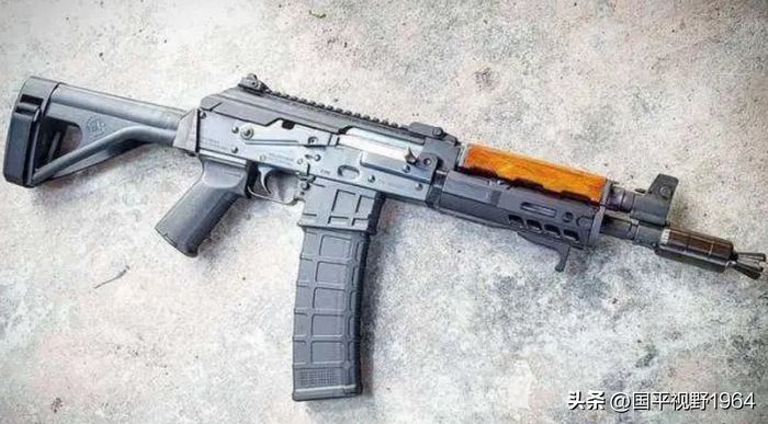 AM-17突击步枪：将于2025年大规模量产，满足俄军和强力部门使用|突击步枪|卡拉什尼科夫|俄军_新浪新闻