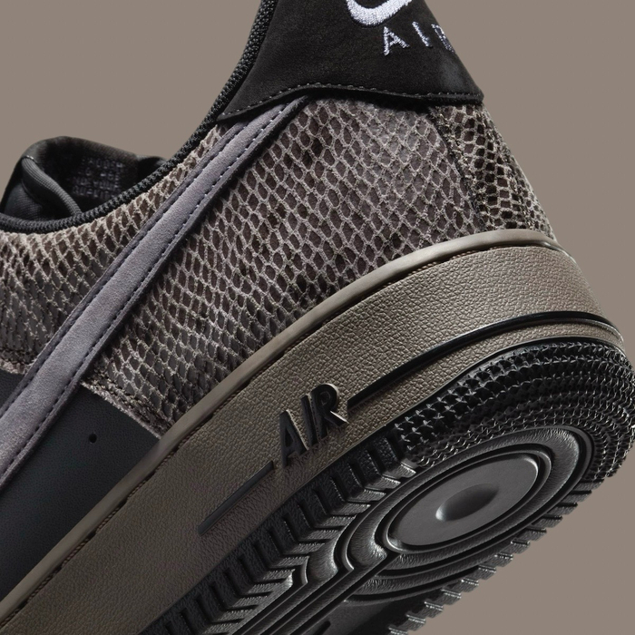 撞脸 AMM 联名？这双「蛇纹 AF1」你种草了么？