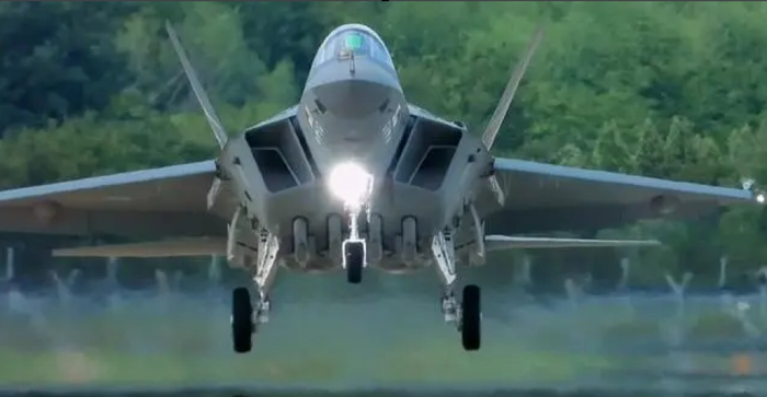 珠海航展军机清单曝光：歼-20等三款五代机参展，歼-35A为空军版|珠海航展|隐形战斗机|战斗机_新浪新闻