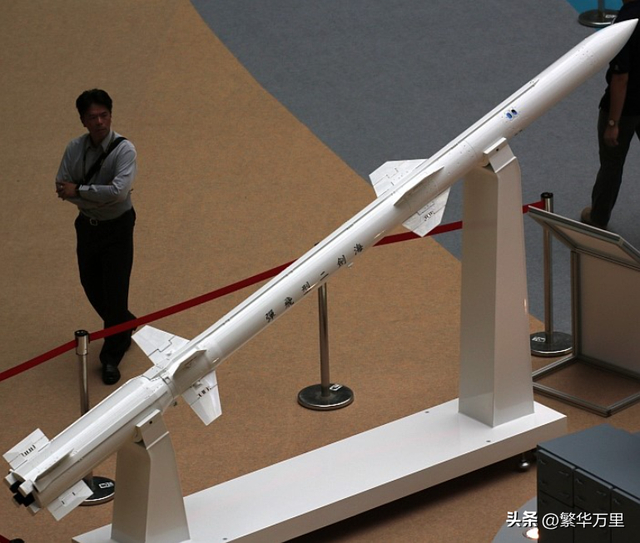 解放军的红旗16FE，对比海剑2型防空导弹，到底有多强悍？|防空导弹|海剑|台湾省|射程|护卫舰_新浪新闻