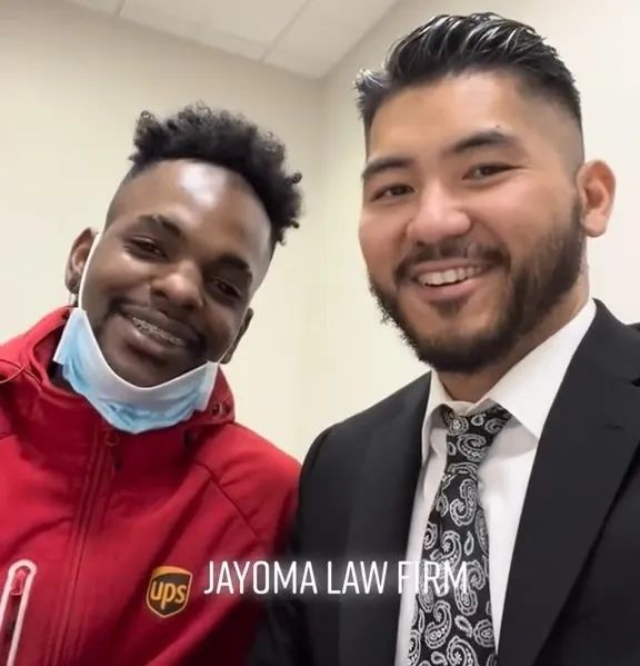 美国最火网红律师，客户人均GTA五星悍匪__财经头条__新浪财经