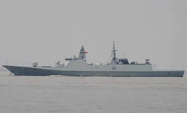 时间紧任务重！054B护卫舰开始刷号，中国海军迎来全盾舰时代|中国海军|054A_新浪新闻
