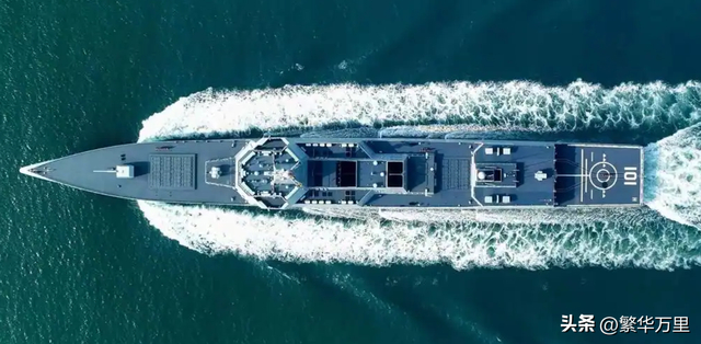 055B型驱逐舰，1.5万吨级，新一代主力，到底需要多少艘？|驱逐舰|吨级|满载排水量_新浪新闻