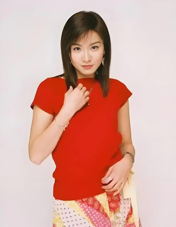 55位宝岛台湾的美女明星，个个风情万种，谁是你心中的颜值天花板|台湾省|女演员|出生|主持人|女歌手_新浪新闻