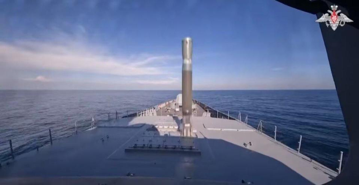 俄罗斯大方展示“锆石”高超声速导弹，最大射程1000公里|锆石|导弹|高超声速_新浪新闻