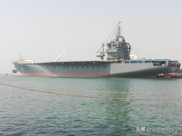 伊朗“沙希德·巴盖里”号无人机航母离港海试 拥有斜角甲板和跳台|无人机|伊朗|航母_新浪新闻