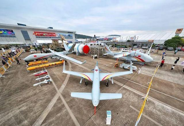 彩虹YH1000可运输可轰炸！面对印度指控抄袭，中国无人机笑到最后|无人机|印度|物资_新浪新闻