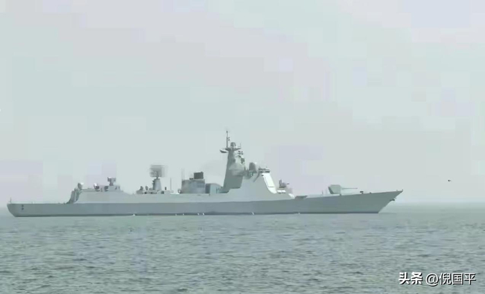 052D驱逐舰有四个批次，即将入列38艘规模，战力强悍仅次于055型|导弹驱逐舰|052D驱逐舰|052D型_新浪新闻