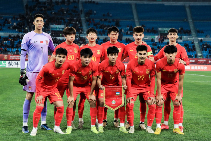 今晚！cctv5+直播U22国足VS越南，中超大连英博小将毛伟杰出战？__财经头条__新浪财经