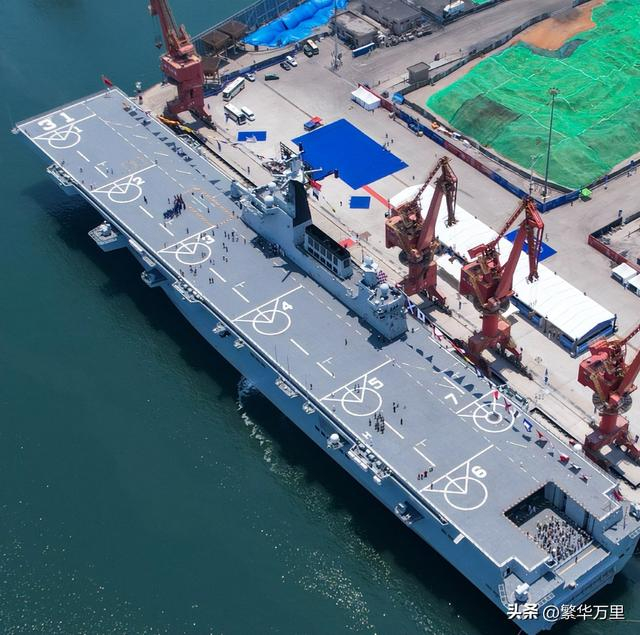 075型两栖攻击舰，四号舰涂上舷号，中国到底需要多少艘？|两栖攻击舰|075|航母_新浪新闻