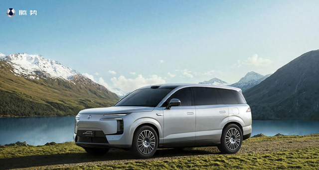 最大“8”系SUV即将登场，5.2米大六座SUV强势来袭，腾势N8L来了_手机新浪网