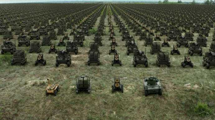 乌克兰推出无人战地车，俄乌战场技术含量越来越高了！