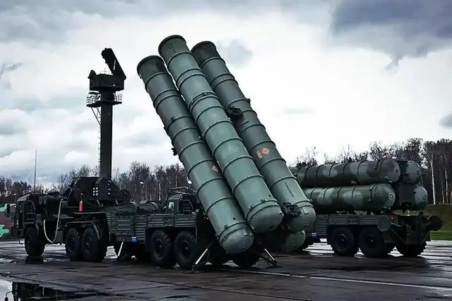 S-300防空导弹对地轰炸？俄军怎么想出这一高招？都是跟中国学的|俄军|S-300|导弹_新浪新闻