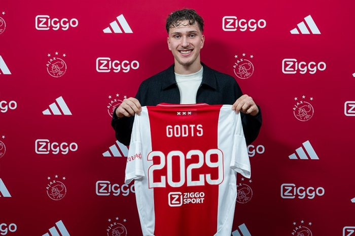 j985.cc - 意媒：那不勒斯有意阿贾克斯边锋米卡 霍茨，已开启转会谈判